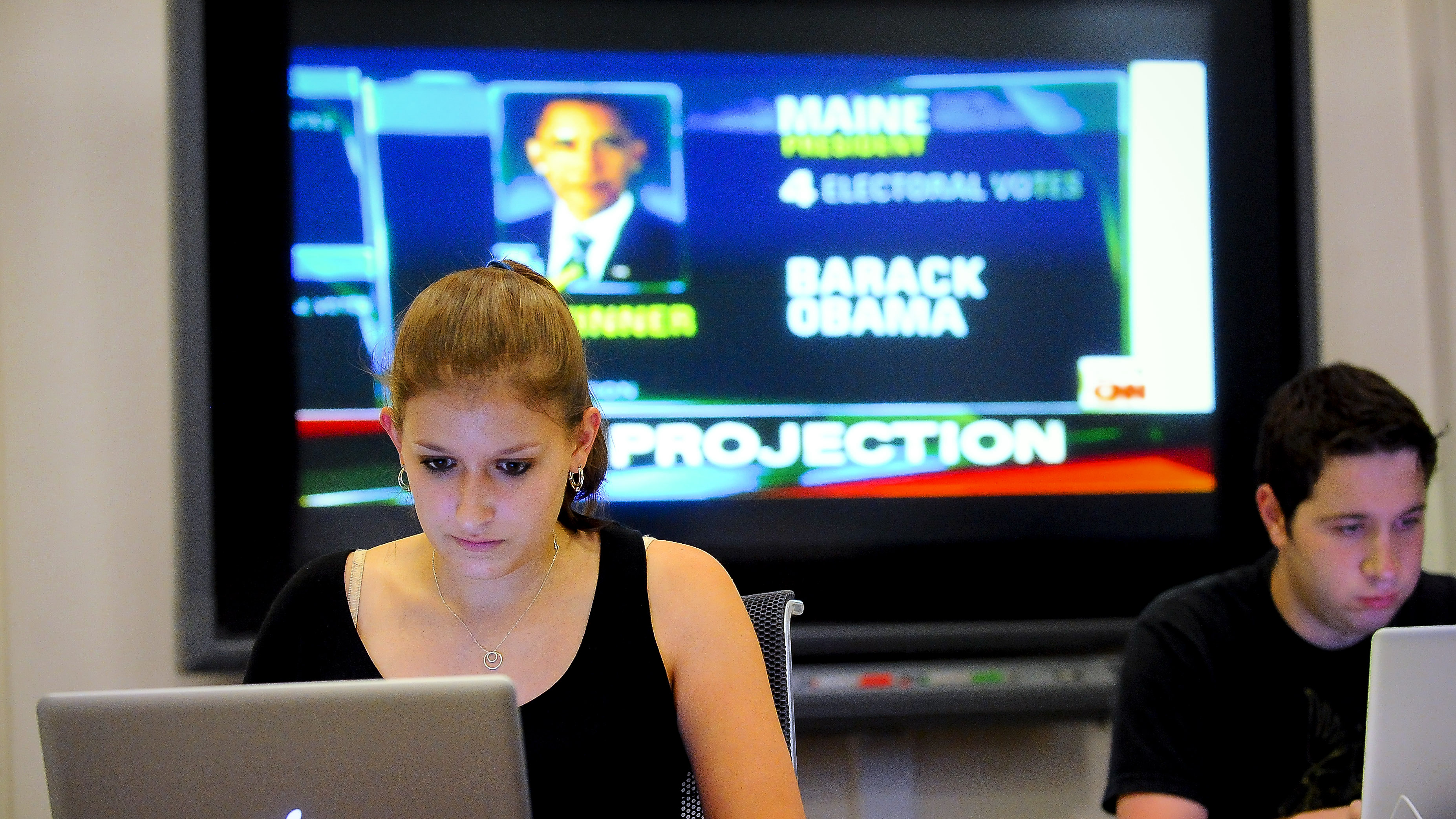 Student journalists collaborate across media to cover election in real ...
