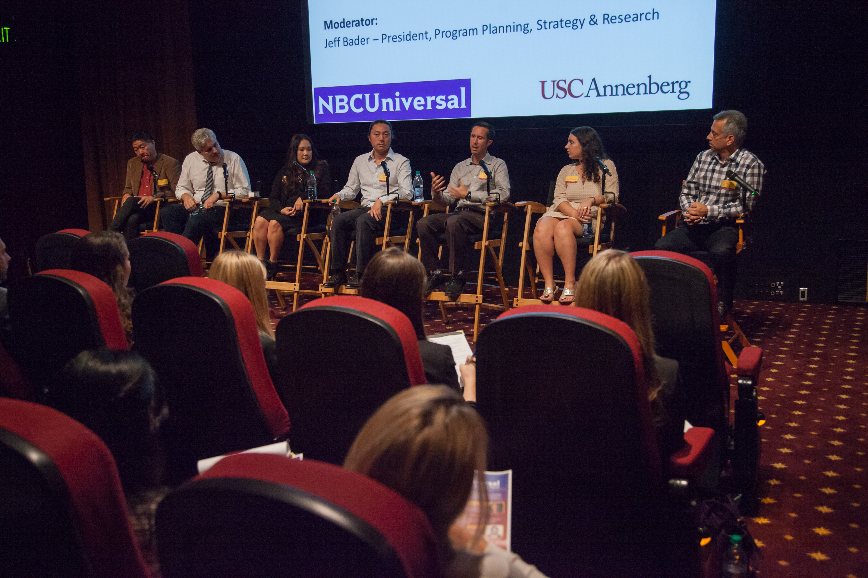 USC Annenberg Career Development Career Treks advise students on jobs ...