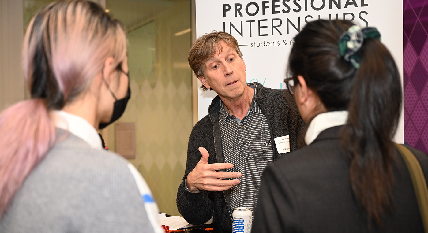 Internship information session and networking with FOX | USC Annenberg